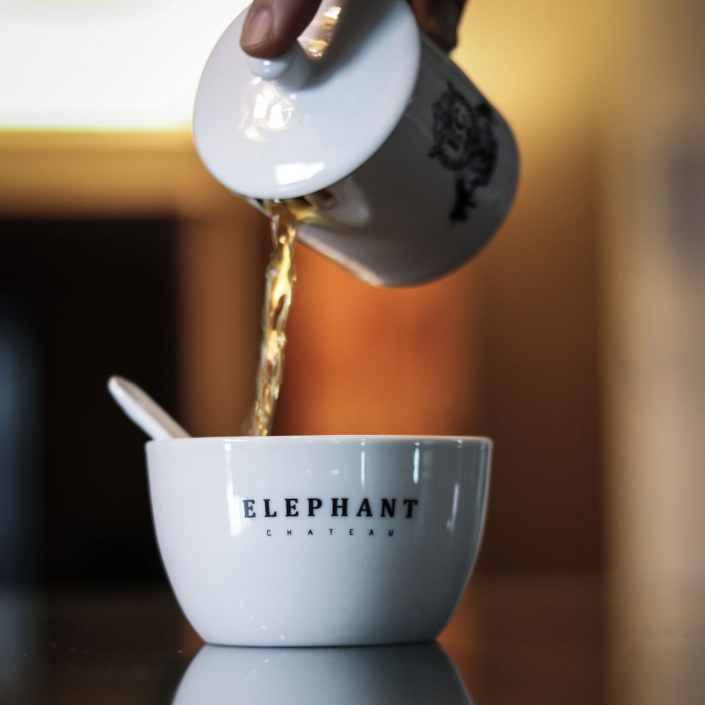 White Porcelain Perfect Tea Cup Set (4 Pieces) | Loose Leaf Strainer ...